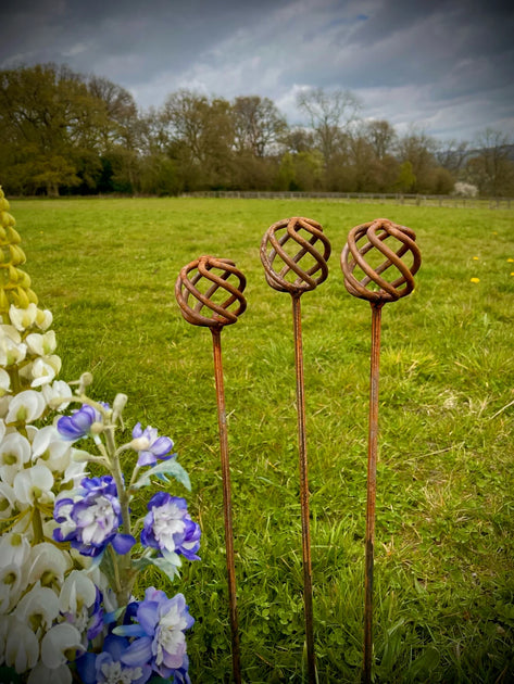Basket Stakes – Rustic Garden Art