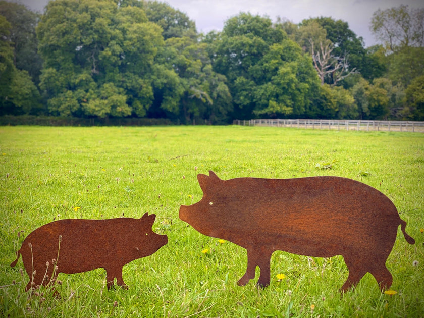 Large Pig Garden Stake – Rustic Garden Art