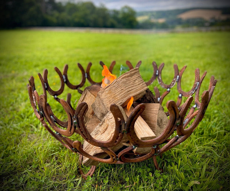Horseshoe Firepit Ash Pan - Horse Shoe Sculpture – Rustic Garden Art